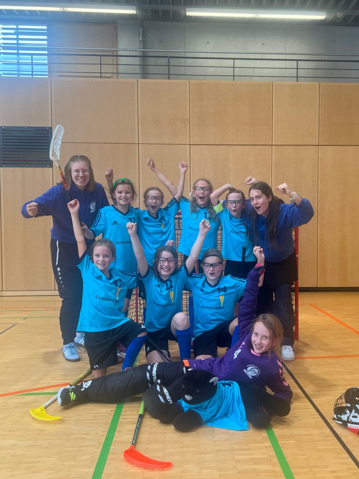 09 – 10 Jahre: Floorball U11 II (Freitag, 17:00 Uhr) – Sportfreunde ...